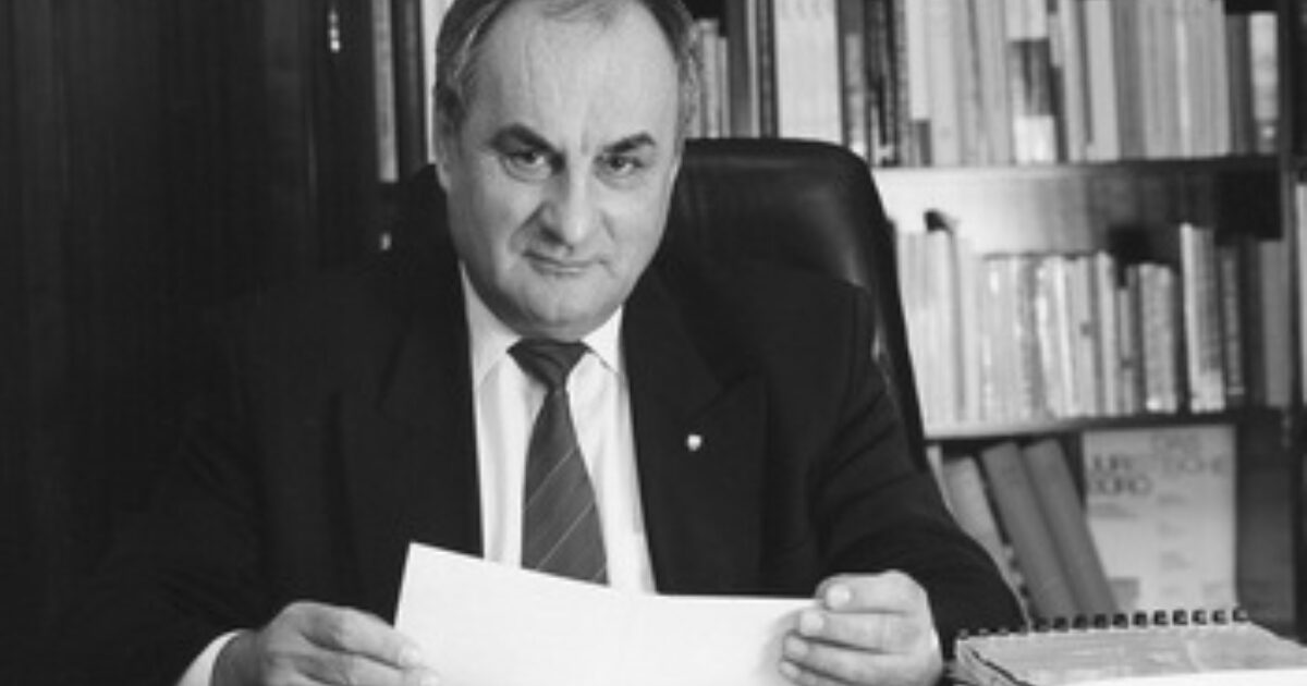 Elhunyt Dr. Németh János a BEAC egykori elnöke | Budapesti Egyetemi ...