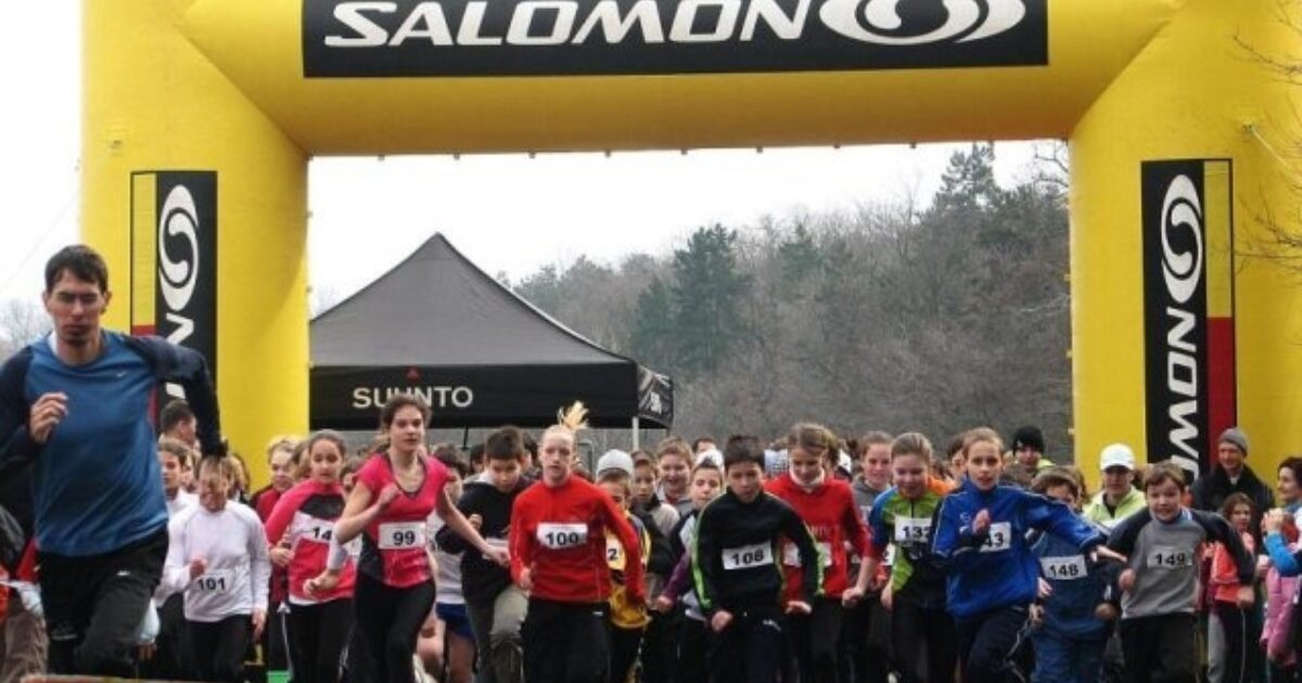 Kiss Dániel és Gajdos Tamás a pódiumon, Simona Staicu és Poór…